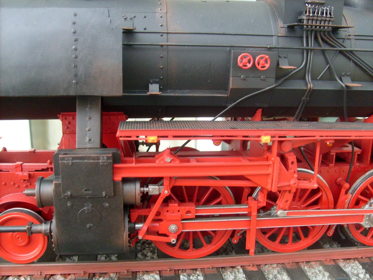 Armorama :: Trumpeter Br 52 locomotive