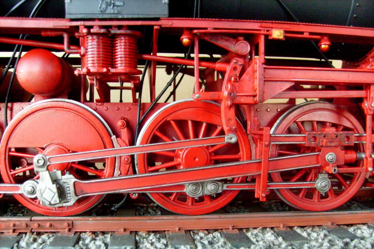 Armorama :: Trumpeter Br 52 locomotive